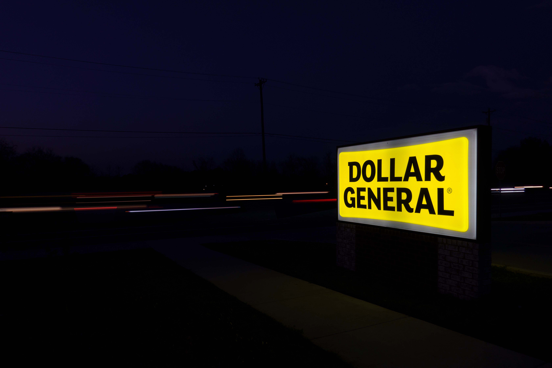 Study: Dollar stores’ entry into rural communities adds to rural ...