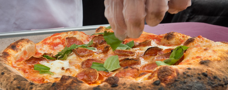 GRAPHIC: Americans eat out far more now — and it’s affecting their ...