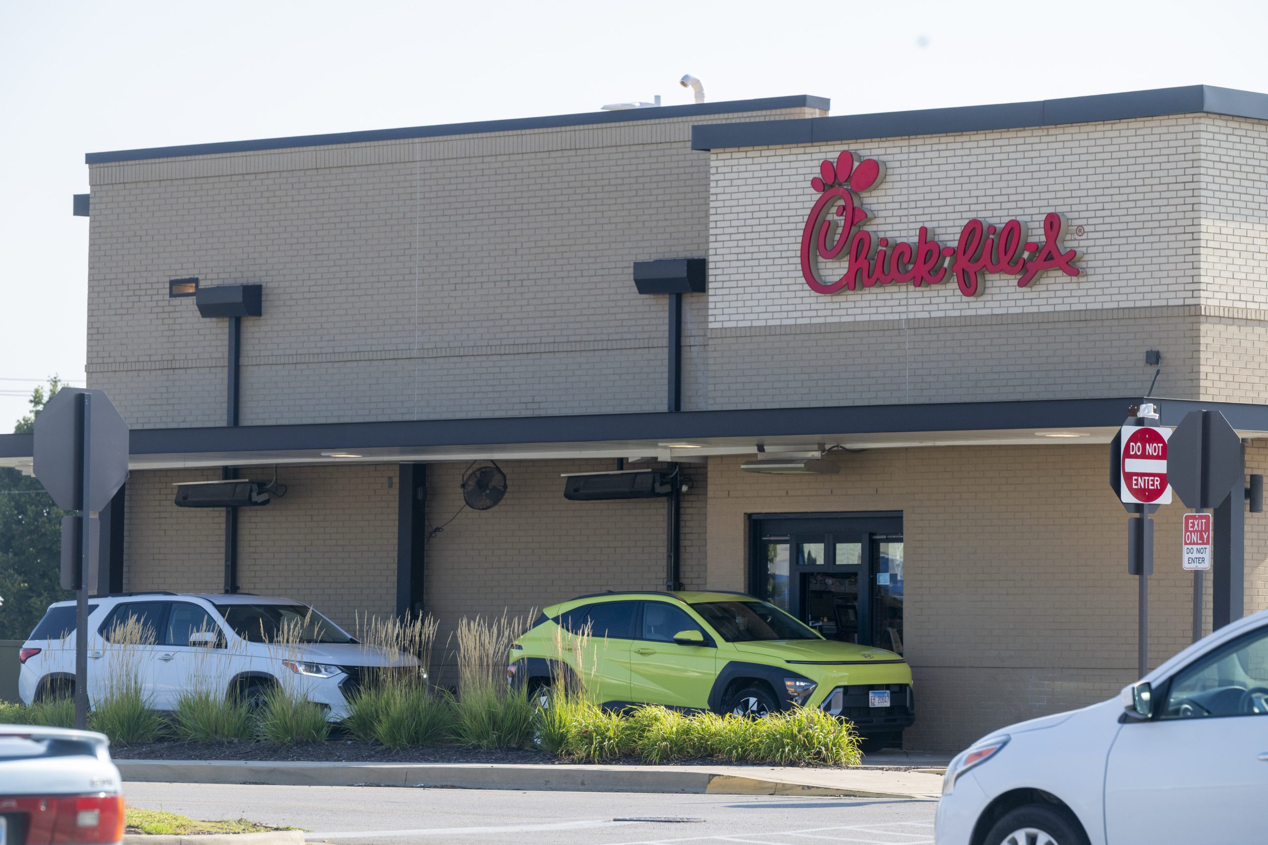 Mar-Jac Poultry, Chick-fil-A's chicken provider, fined for child labor ...